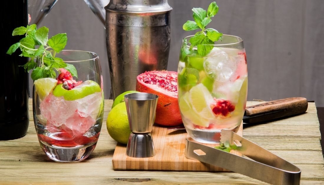 Best Cocktails in 2025 | Seasonal Recipes & Bar Ideas